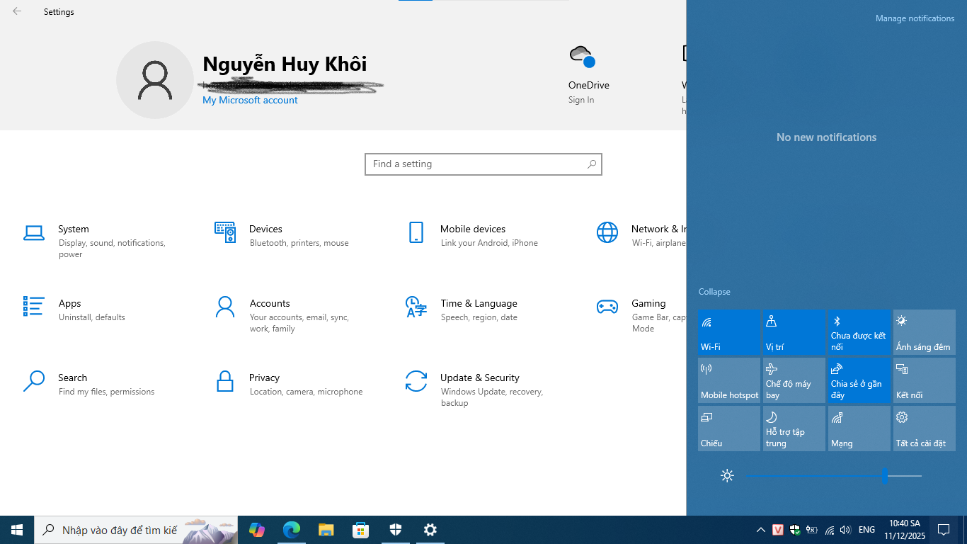 Why does Windows 10 show mixed English and Vietnamese translations ...