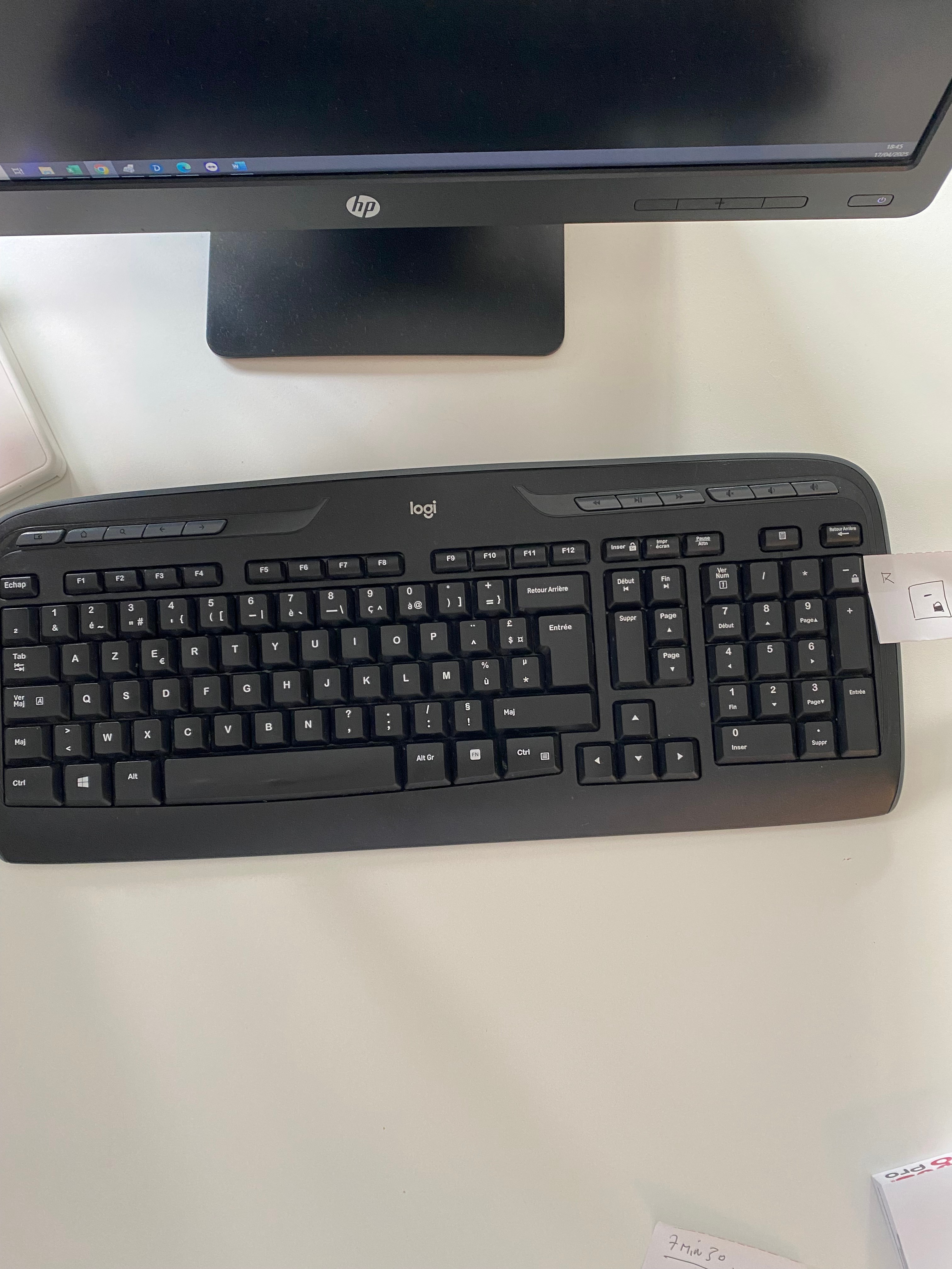Touche clavier MOINS pavé numérique CADENAS activé : comment enlever ...