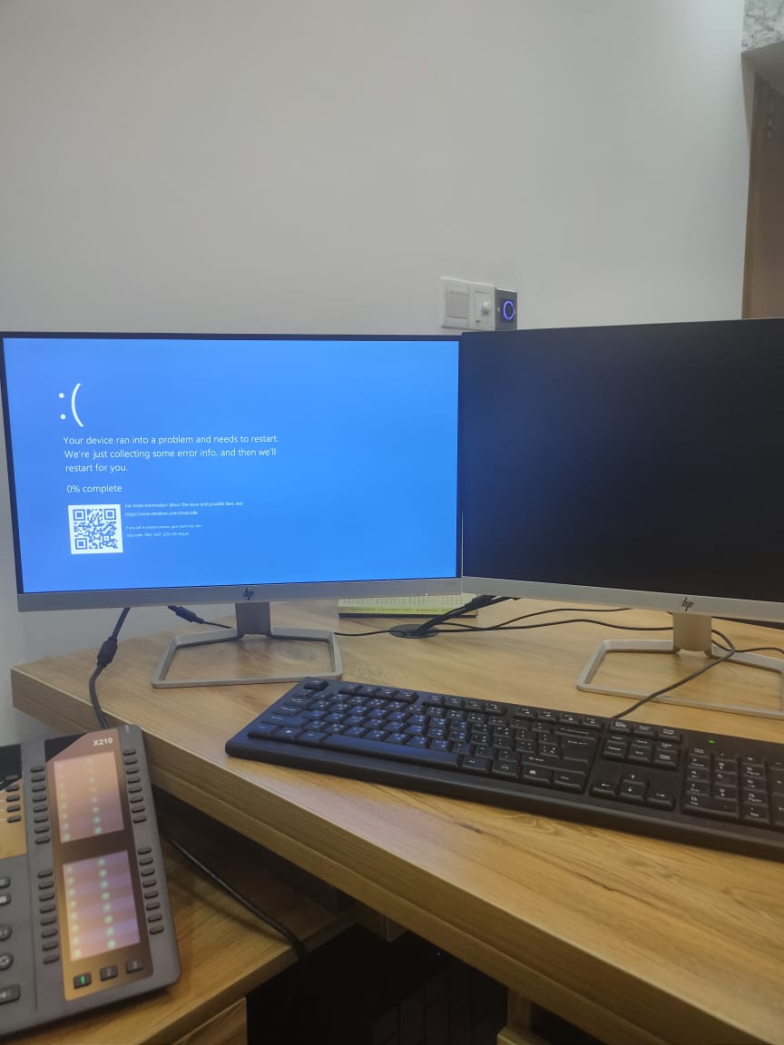 Windows 10 "Your PC ran into a problem and needs to restart ...