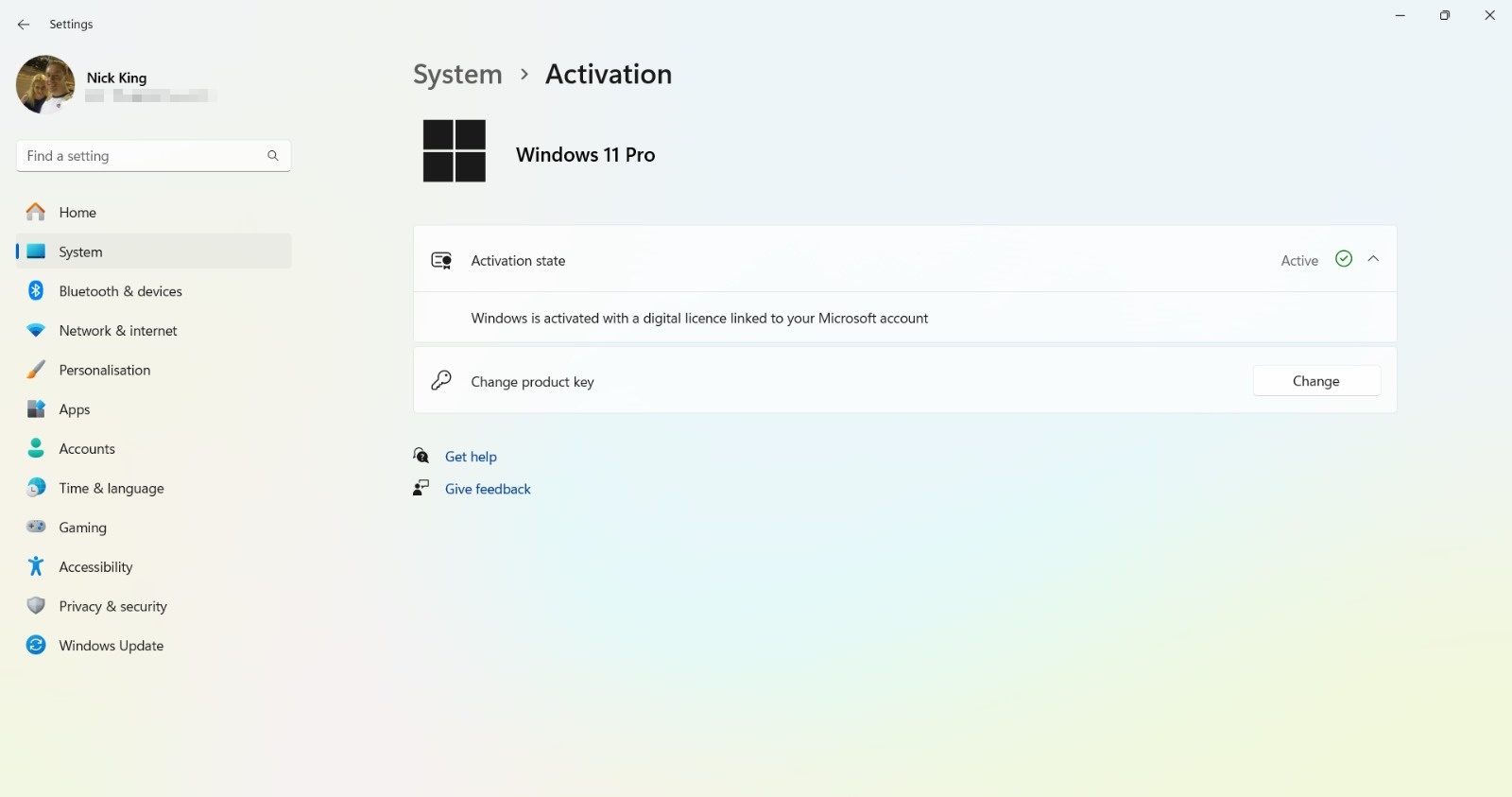 Activating Windows 11 Pro on a new laptop (Digital Licence linked to ...