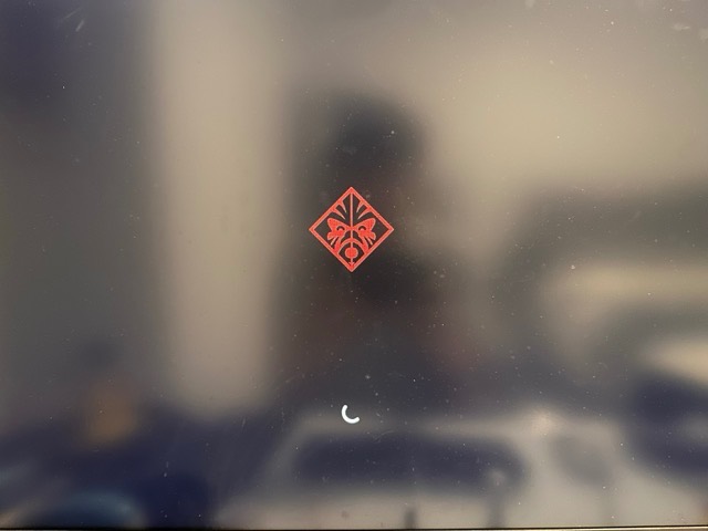 How can I fix windows 11 PC freezing on loading on bootup screeen ...