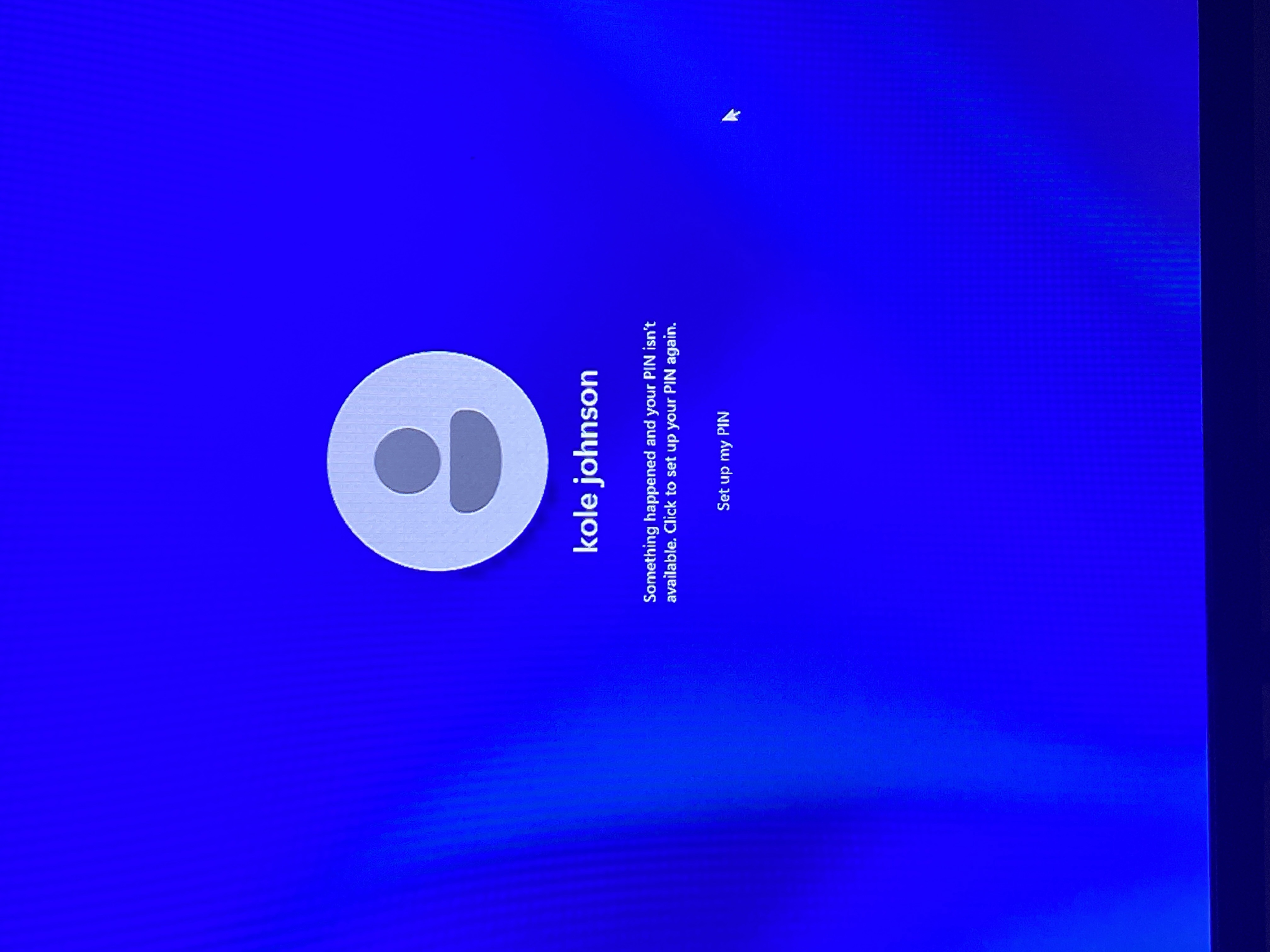 I don’t receive the code so I can continue the login process after it ...