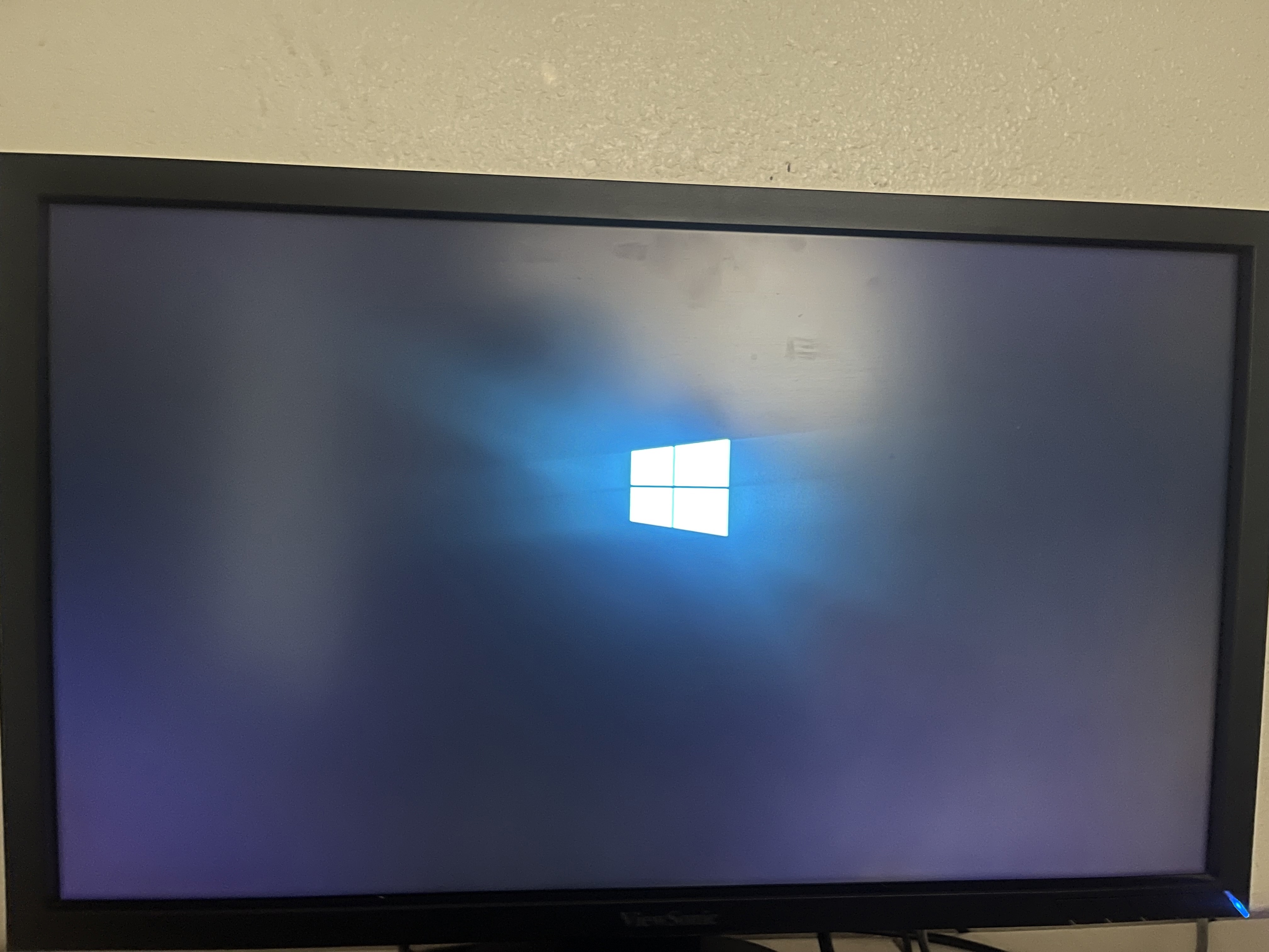 Windows 10 not Booting up after downloading 22h2 - Microsoft Q&A