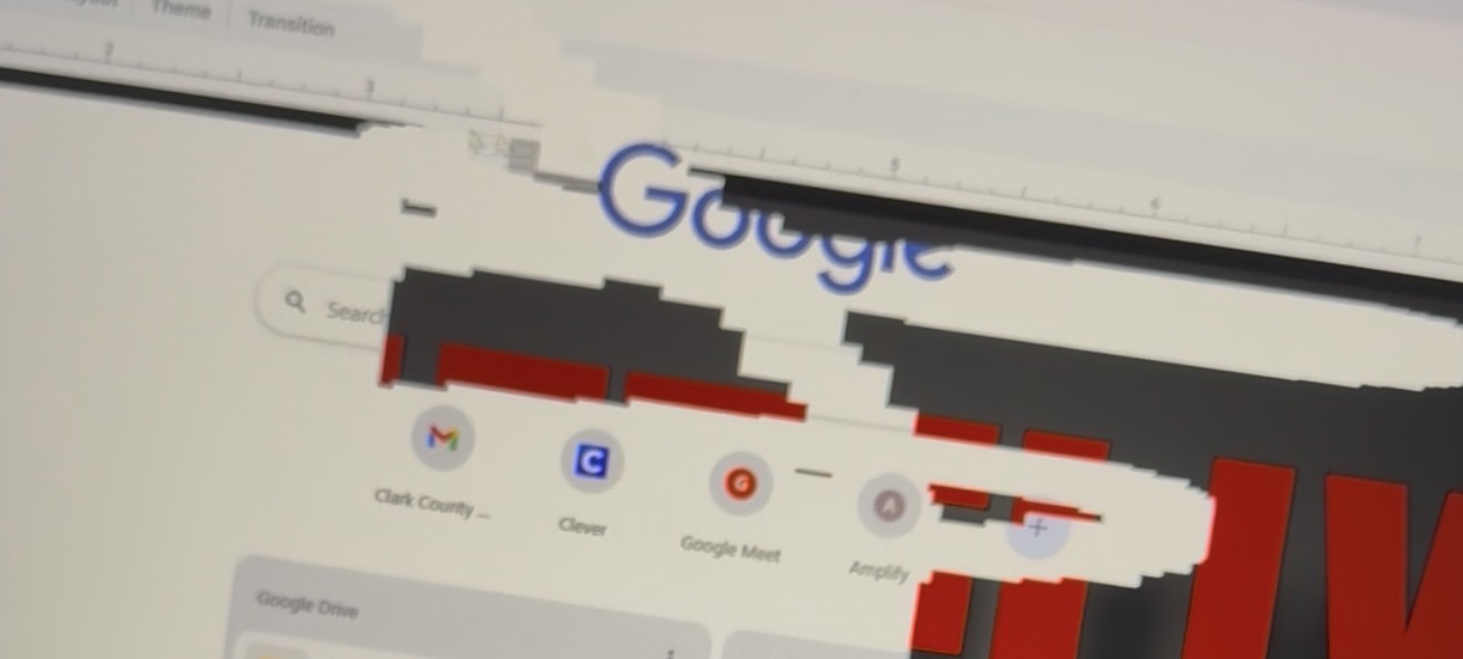 When im in a tab, sometimes my screen freezes and the pixels are not in ...