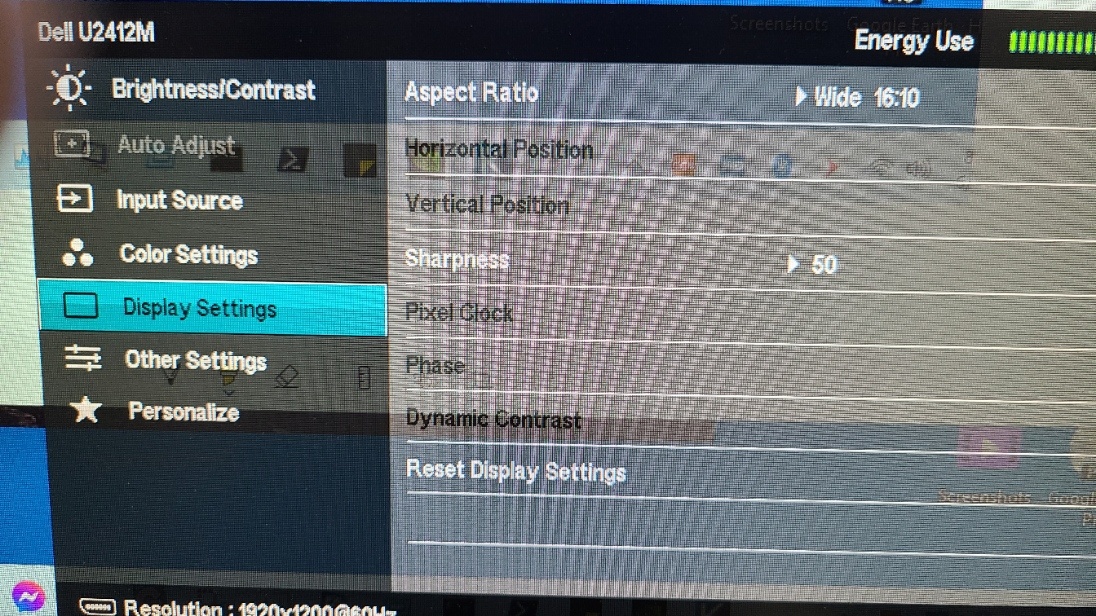 How do I get the size of my computer screen back to normal? My settings ...