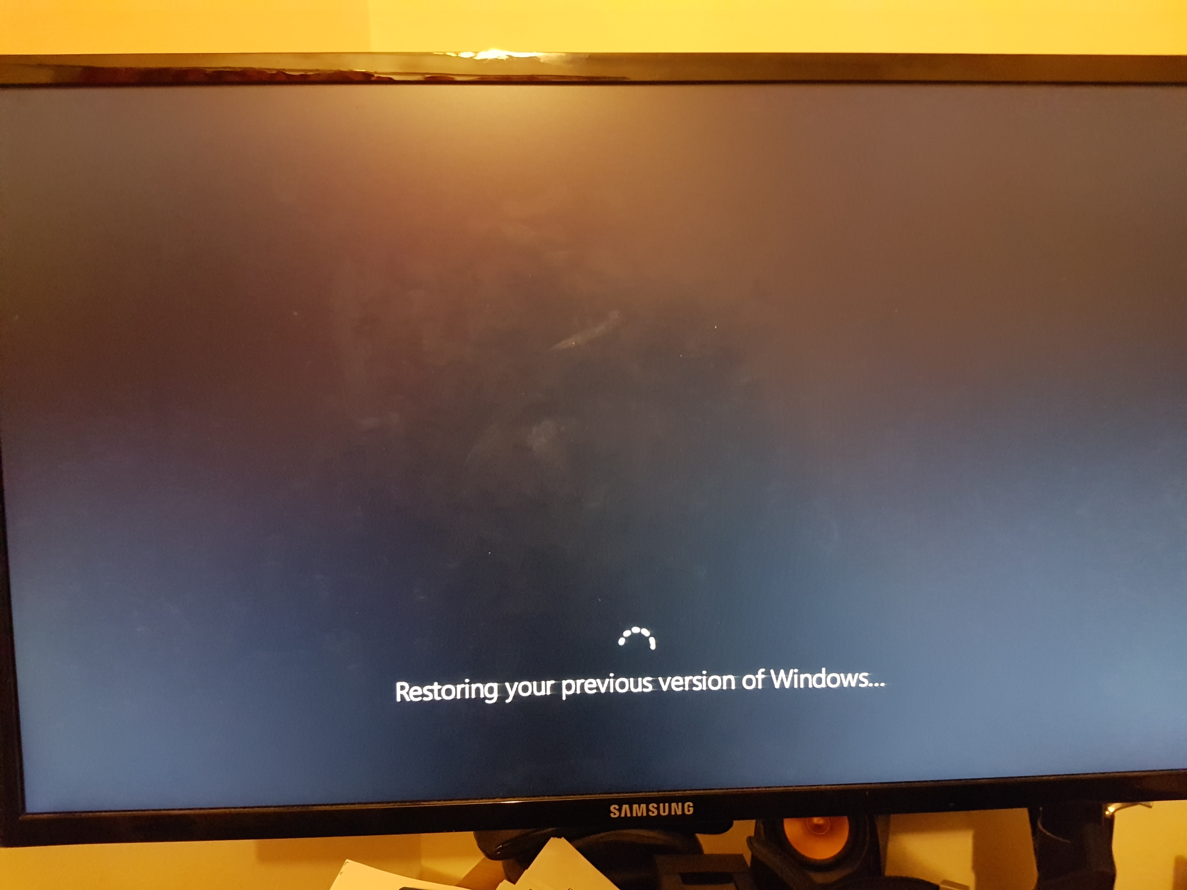 my windows 10 desktop computer won't boot after failed update ...