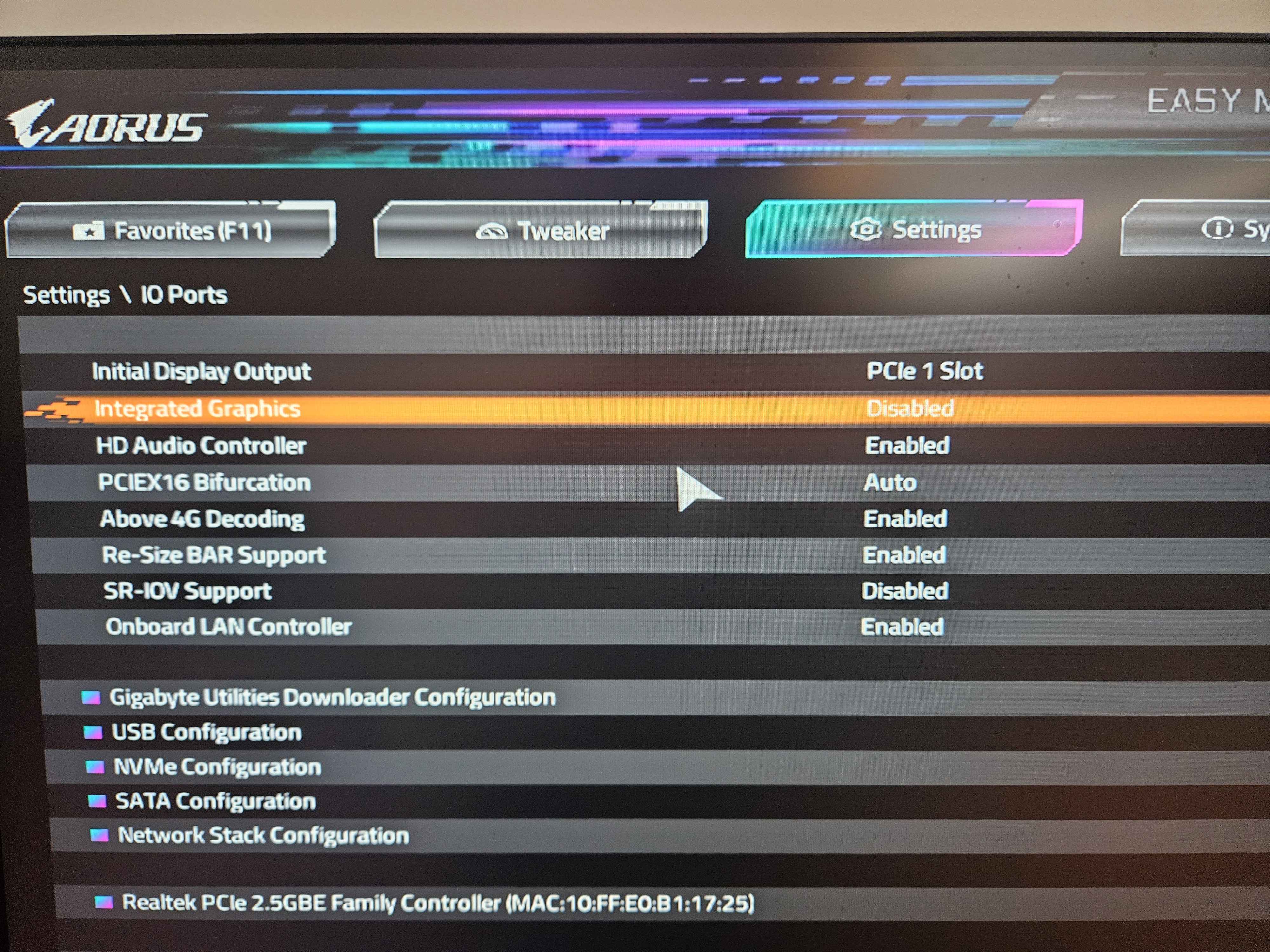 Random Black Screens on Windows 11, monitor gets diconnected and then ...