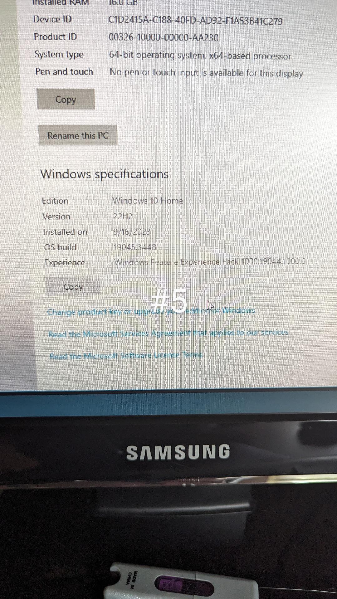 Where are the accessories and where is the windows tools folder, there ...
