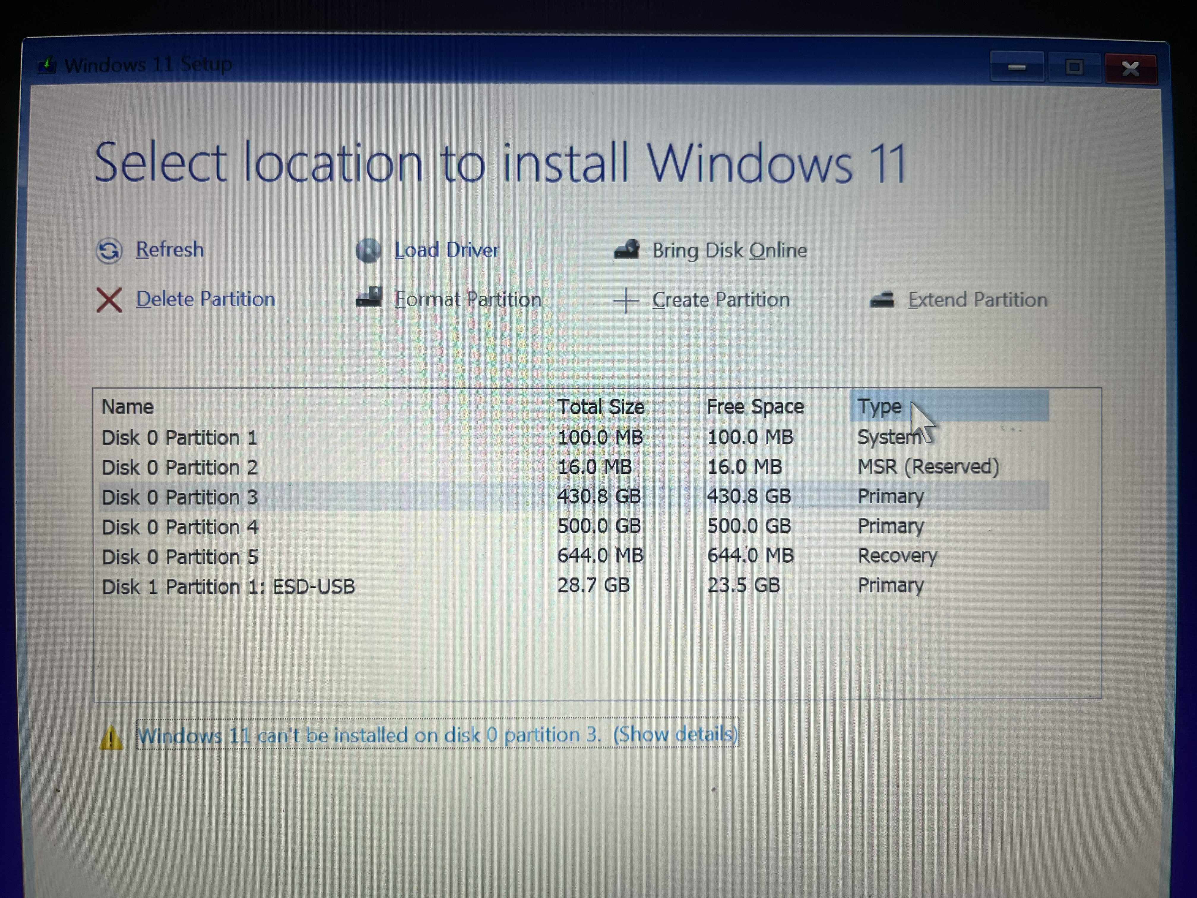 My windows 11 corrupted and i opted to reinstall my windows but i cant ...