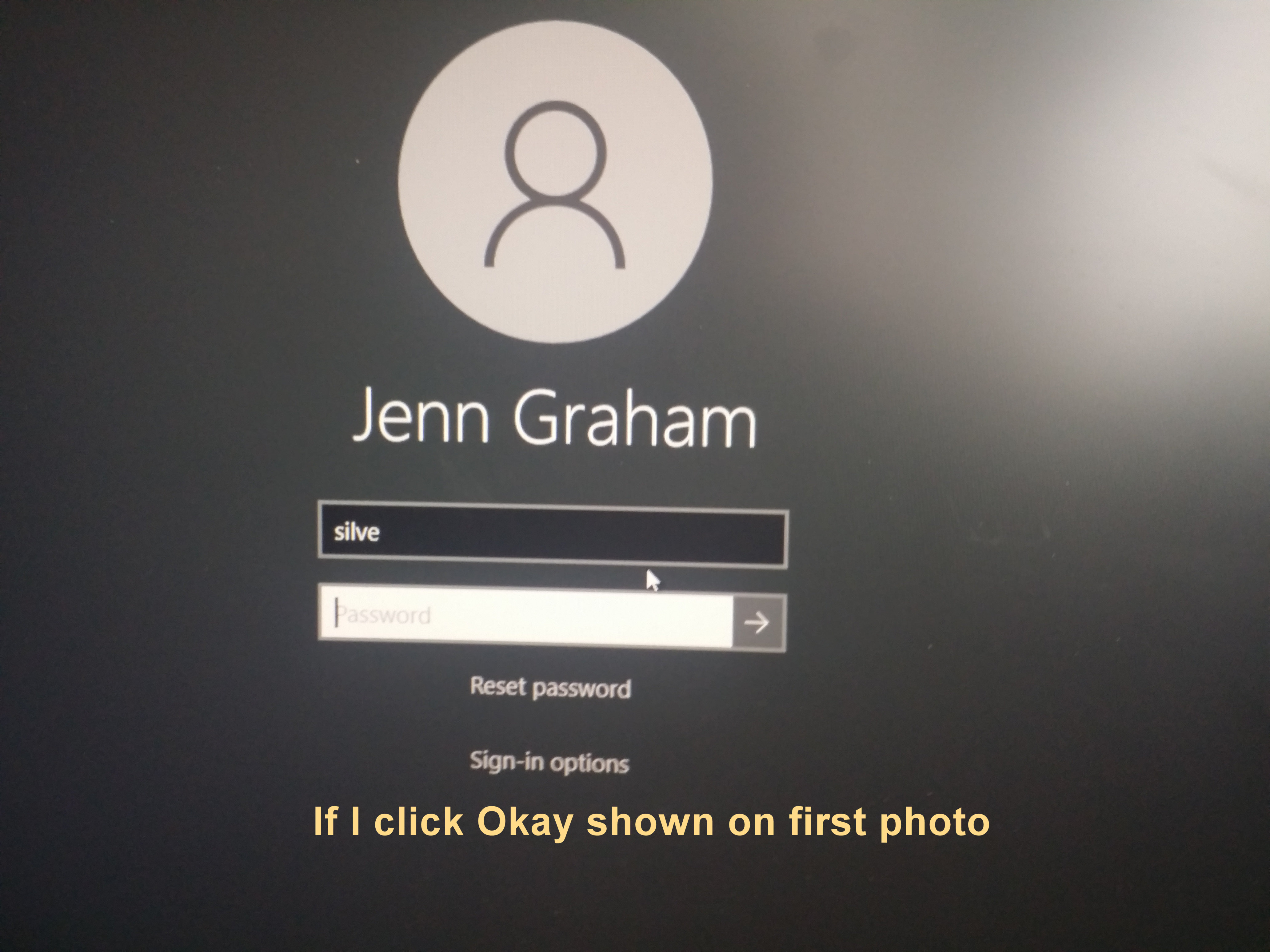 Two profiles on Windows log-in screen? - Microsoft Q&A