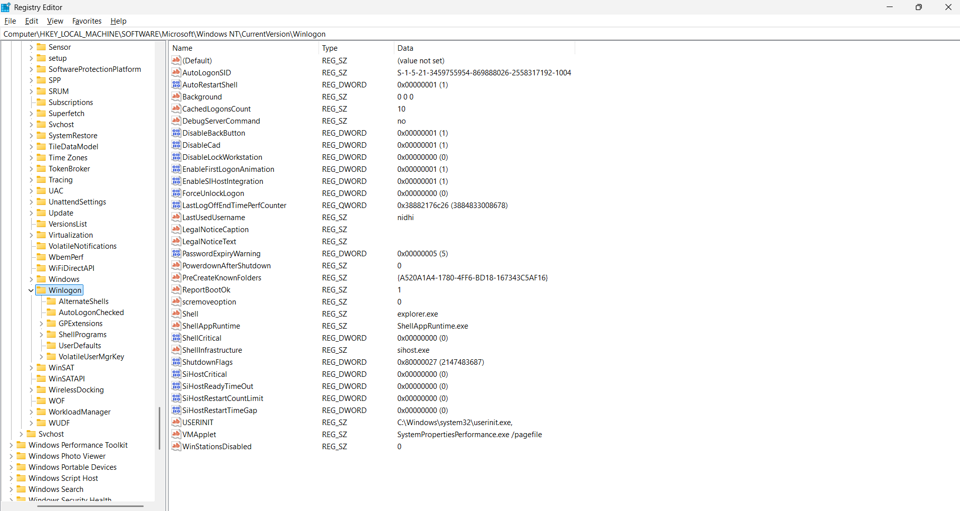 New local admin account not showing on Windows 11 lock/sign-in screen ...